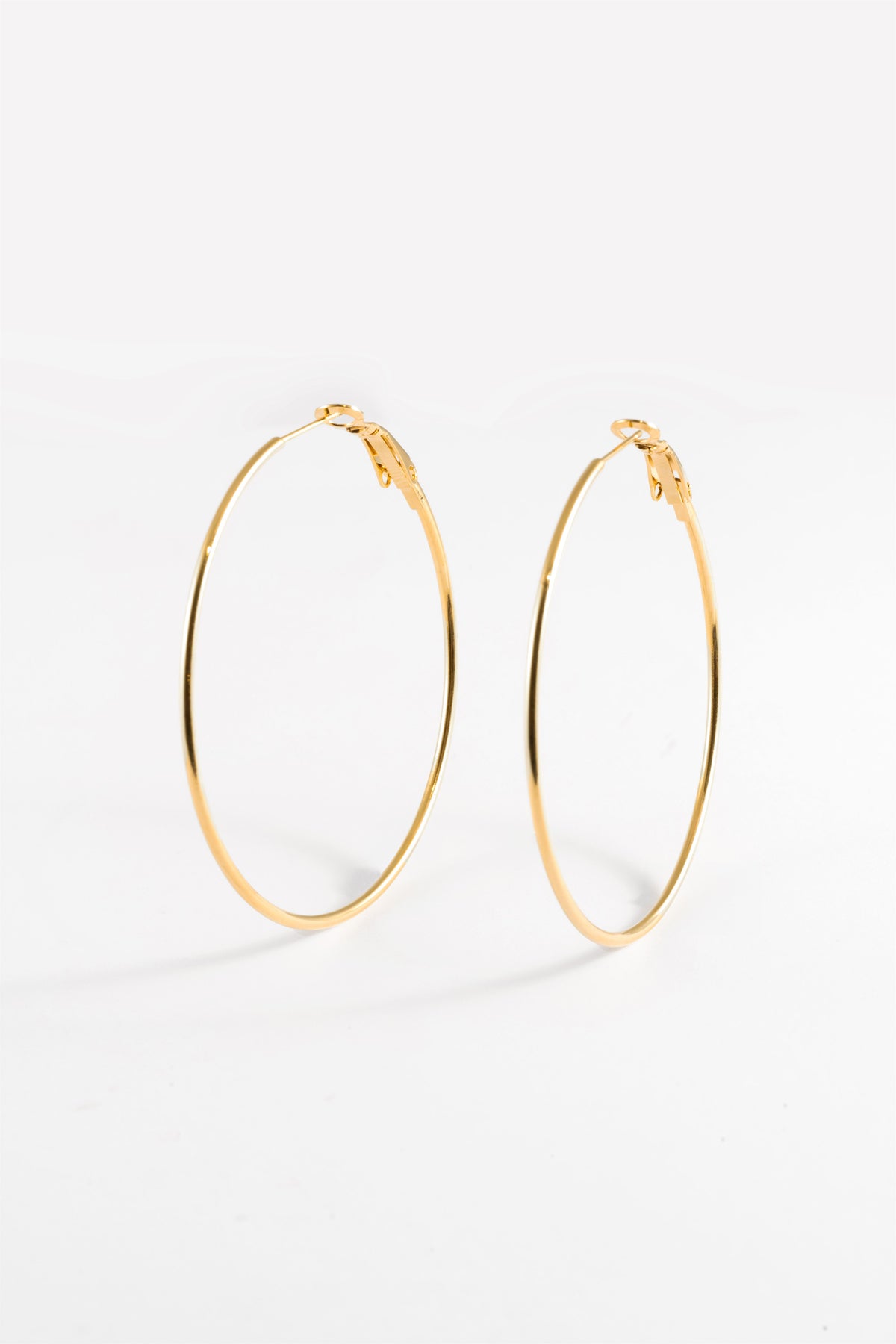WATERPROOF GOLD MEDIUM FINE HOOPS