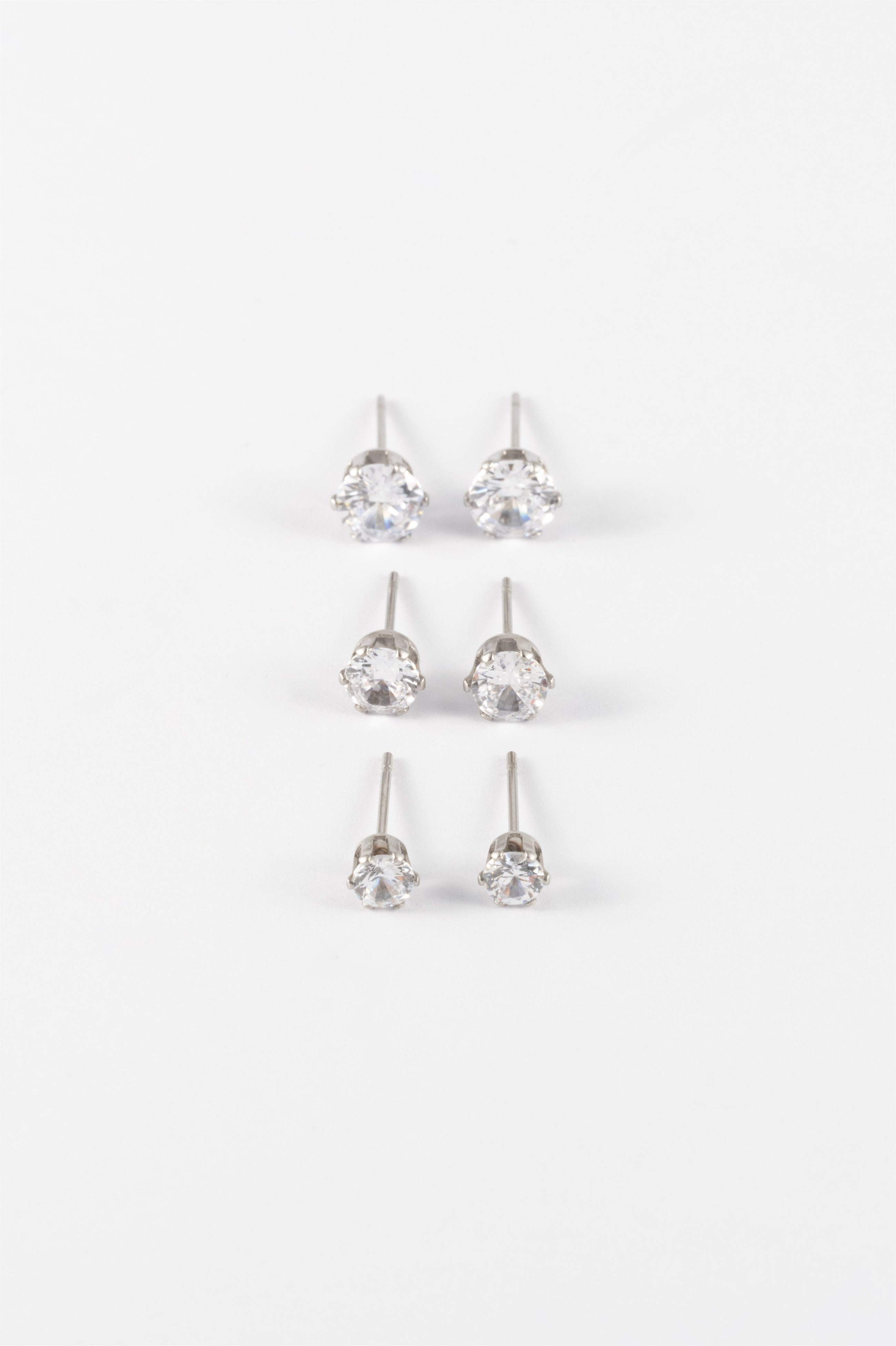 SILVER CRYSTAL GRADUATED STUD PACK