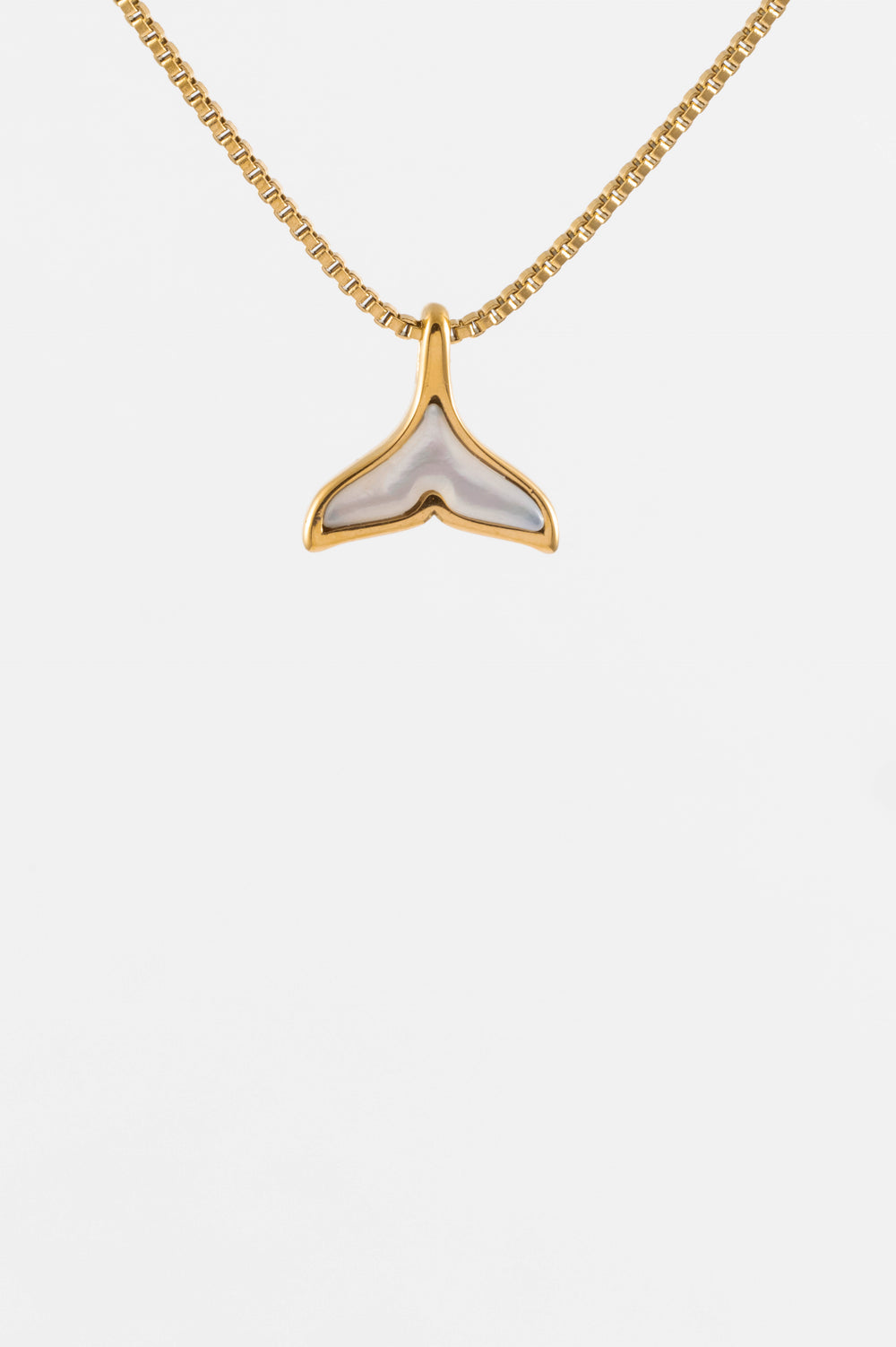 WATERPROOF GOLD WHALE TALE PENDANT NECKLACE