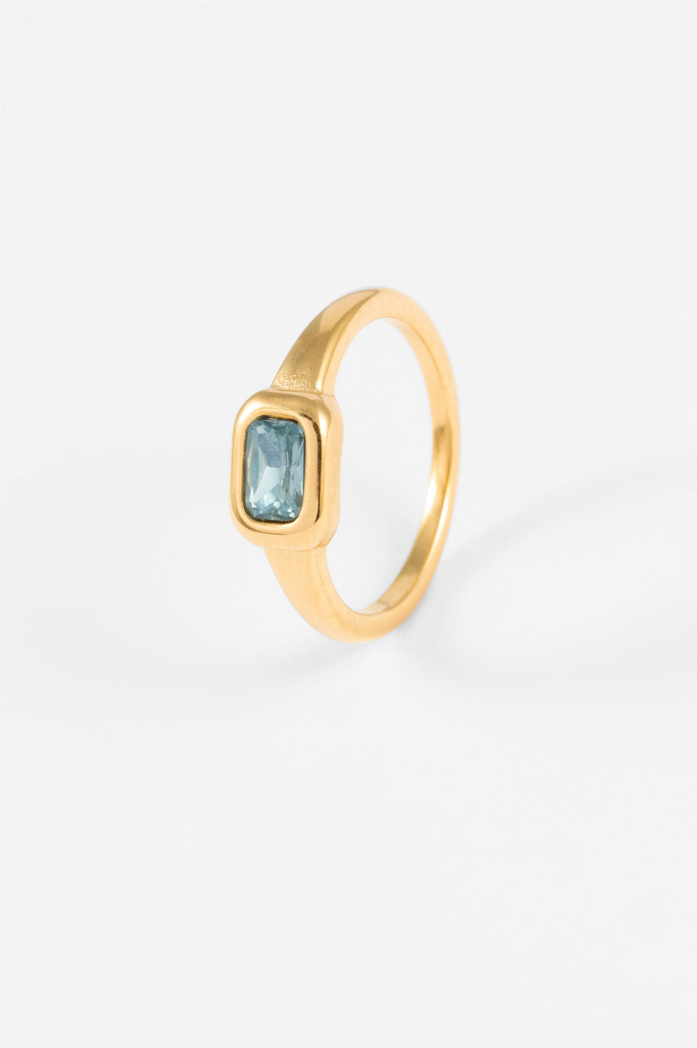 WATERPROOF GOLD RECTANGLE AQUA STONE RING - SM