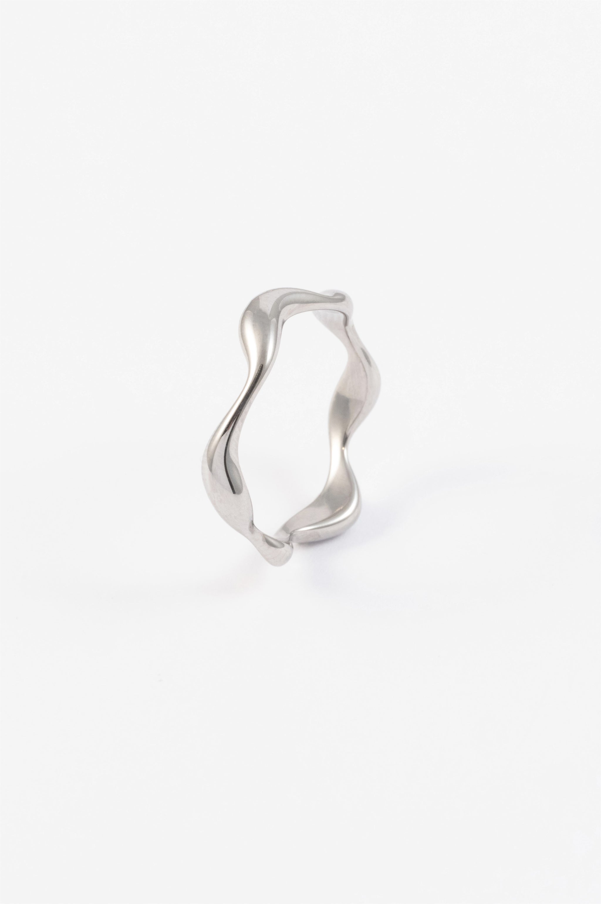 SILVER SQUIGGLE BAND RING - S/M