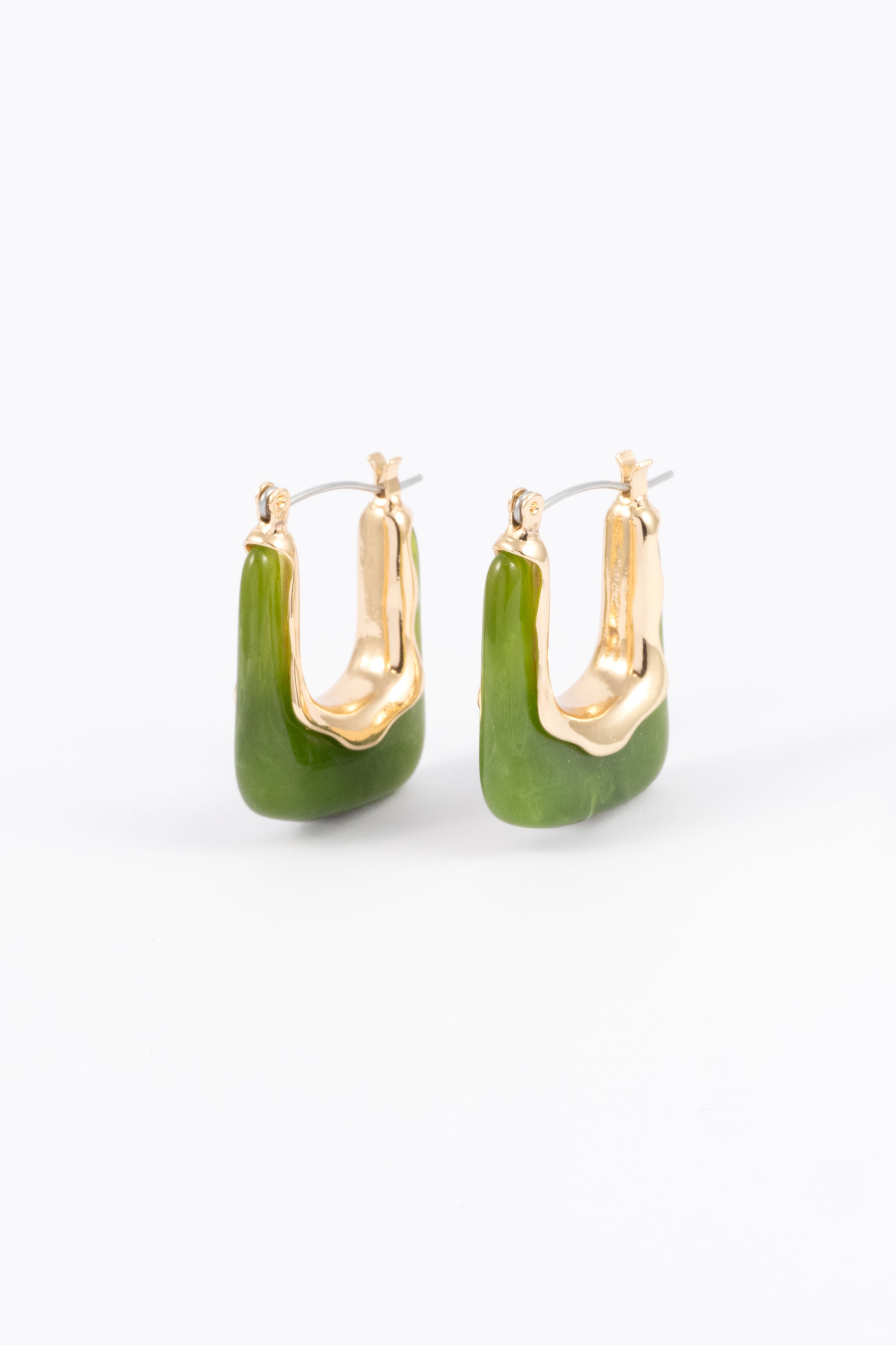 OLIVE GOLD RECTANGULAR RESIN HOOPS
