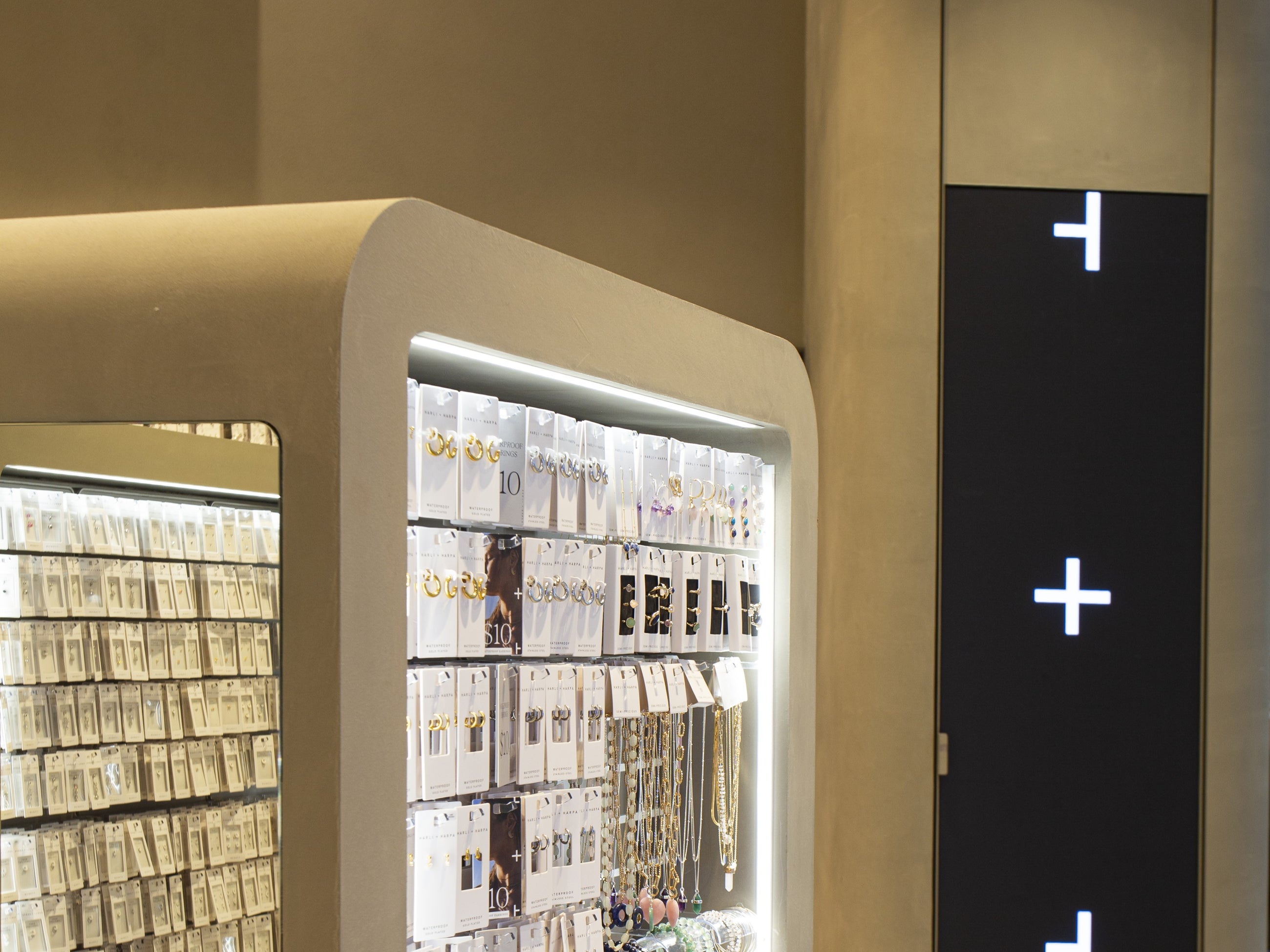 HARLI + HARPA Elizabeth Store
